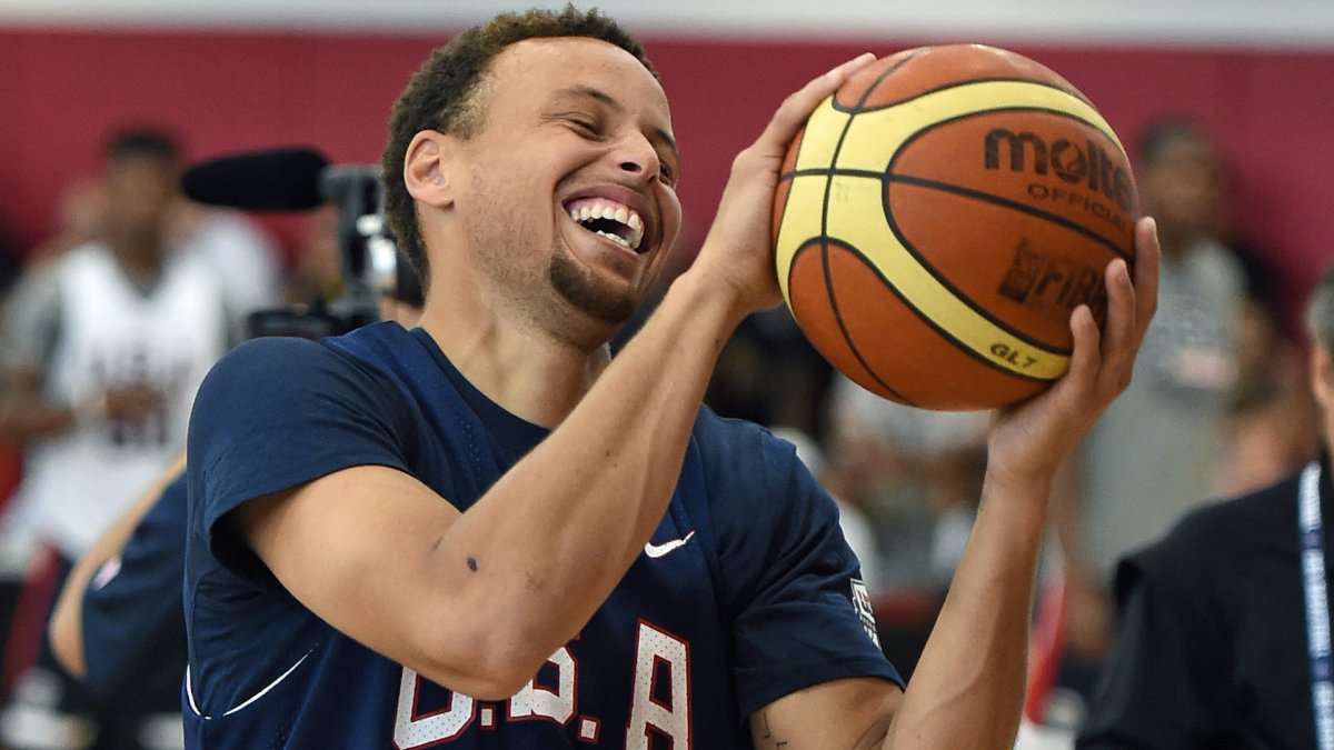 Stephen Curry y su truco para lograr los tiros triples – Telemundo Area ...