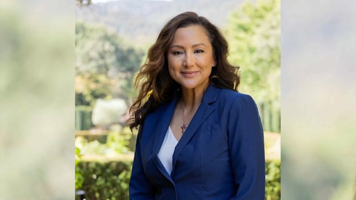 Candidata hispana lidera la contienda por el puesto de Alguacil del ...