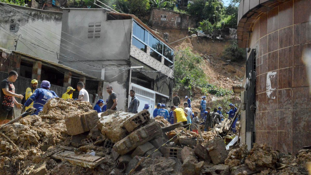 Inundaciones En Brasil Dejan Más De 120 Muertos Telemundo Area De La