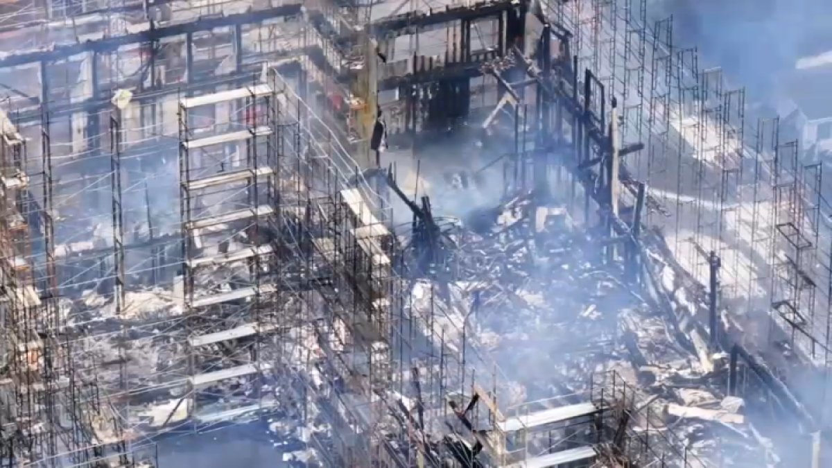 Limpieza tras voraz incendio en Redwood City – Telemundo Area de la ...