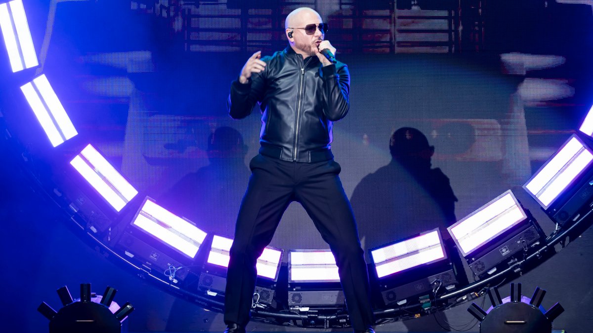 Pitbull anuncia residencia en Las Vegas – Telemundo Area de la Bahía 48