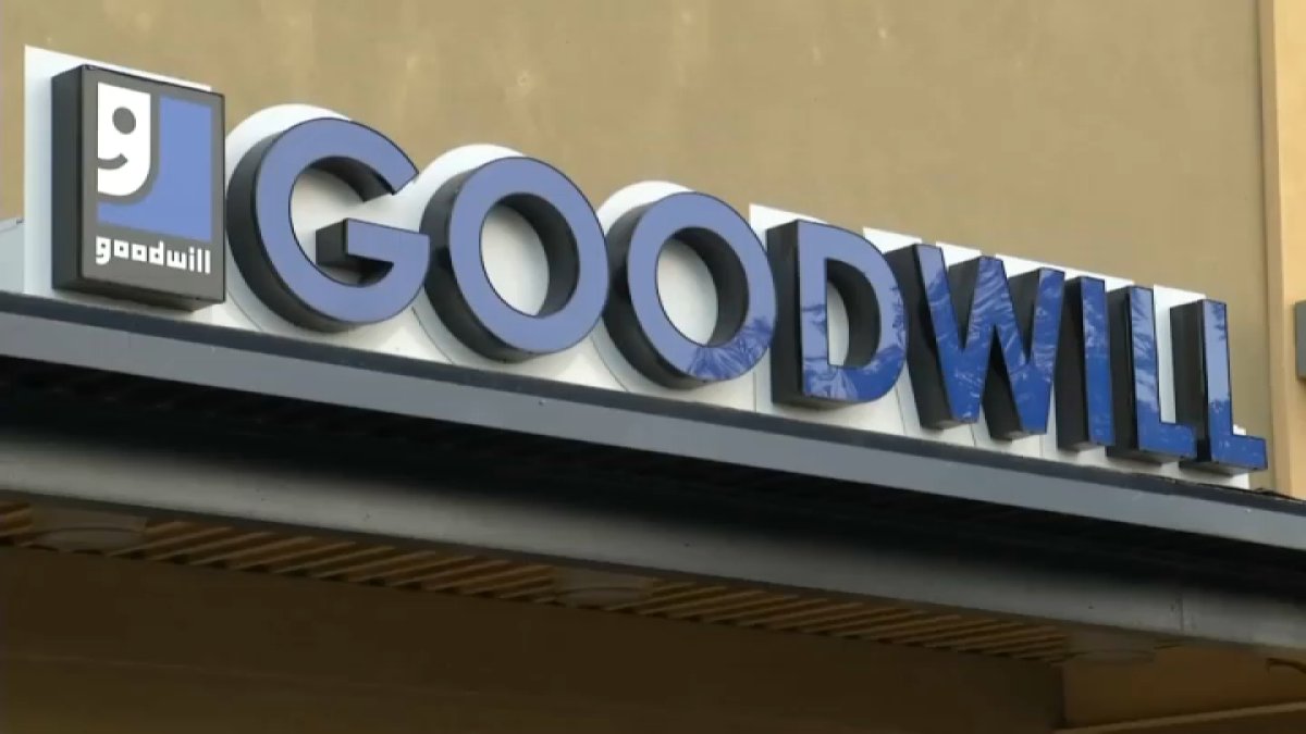 Goodwill cierra tiendas en San Francisco y Oakland – Telemundo Area de ...