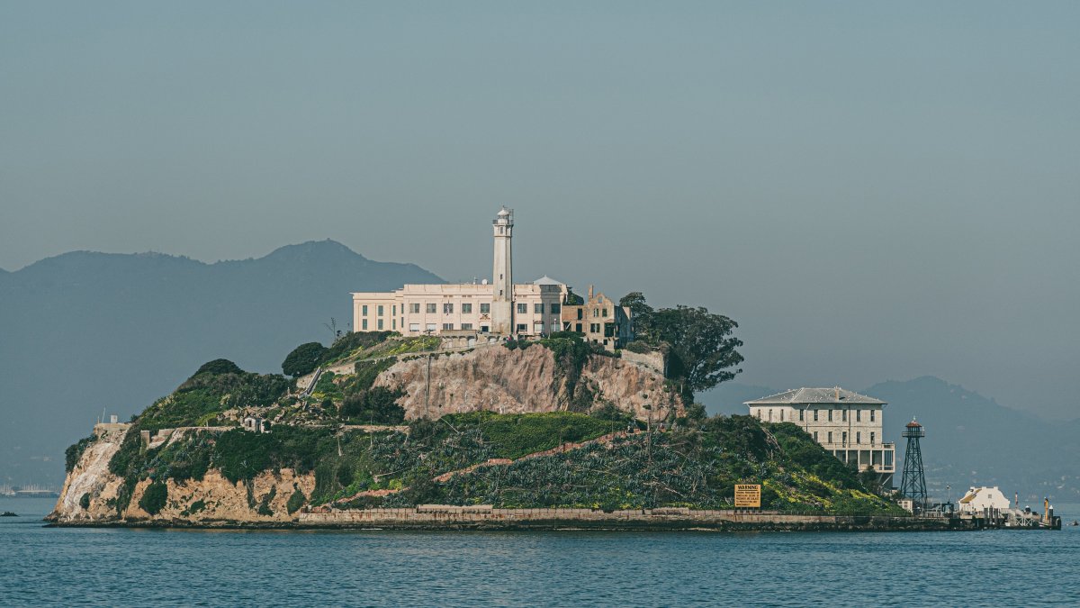 Por qué es tan famosa la prisión de Alcatraz – Telemundo Area de la ...