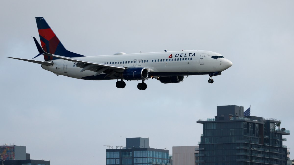 Delta elimina el servicio de comida y bebida en los vuelos cortos ...